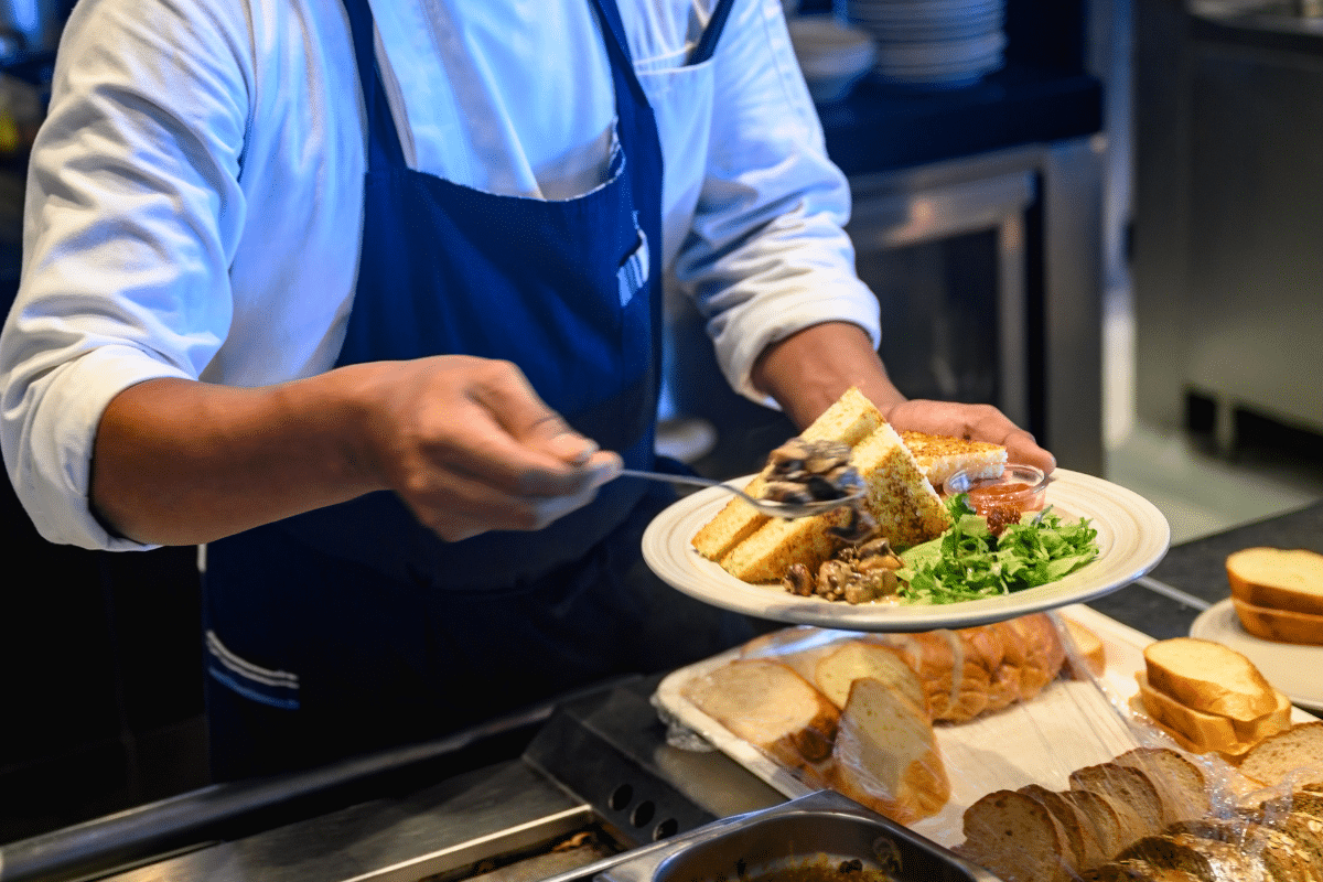 Meet the 2022 Top 50 Companies: Food Management Magazine - Quest Food ...